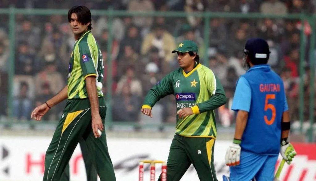 Top 10 Tallest Cricketers In The World 2024