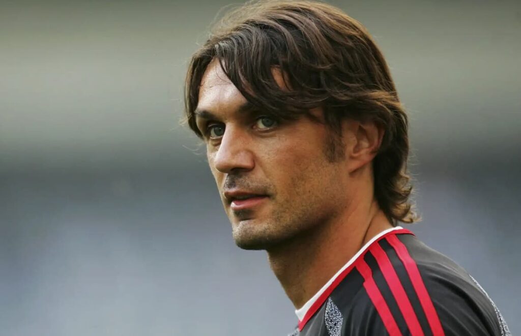 20 Best Left Backs in Soccer History (Definitive List)